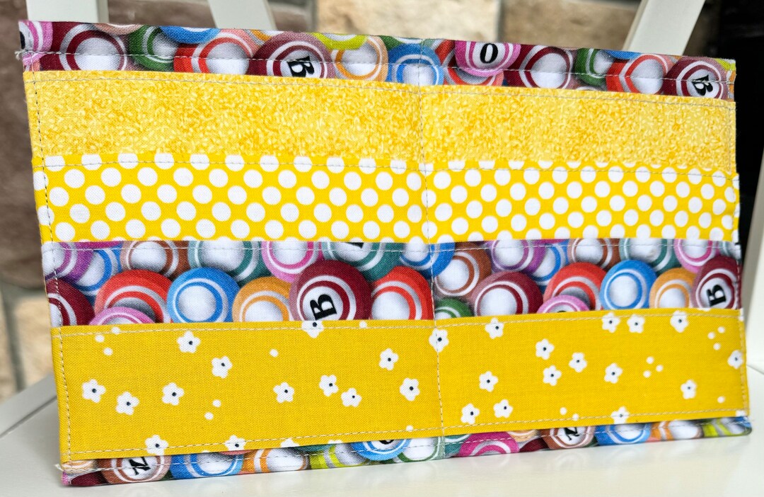 Standing Card Holder, Yellow Blooms, Bingo, 4 Row Pocket, Card Caddy ...