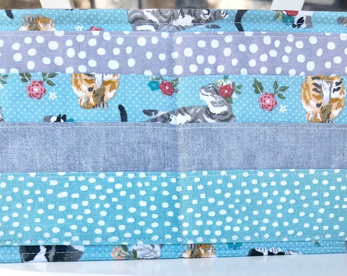 Standing Card Holder, Sea Foam Cats, Bingo, 4 Rows of Pockets, Card ...
