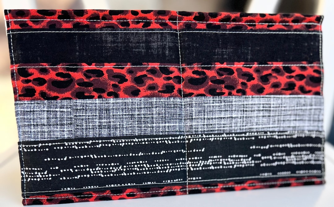 Standing Card Holder, Red Cheetah, Bingo Tabs, 4 Pocket Rows, Card ...