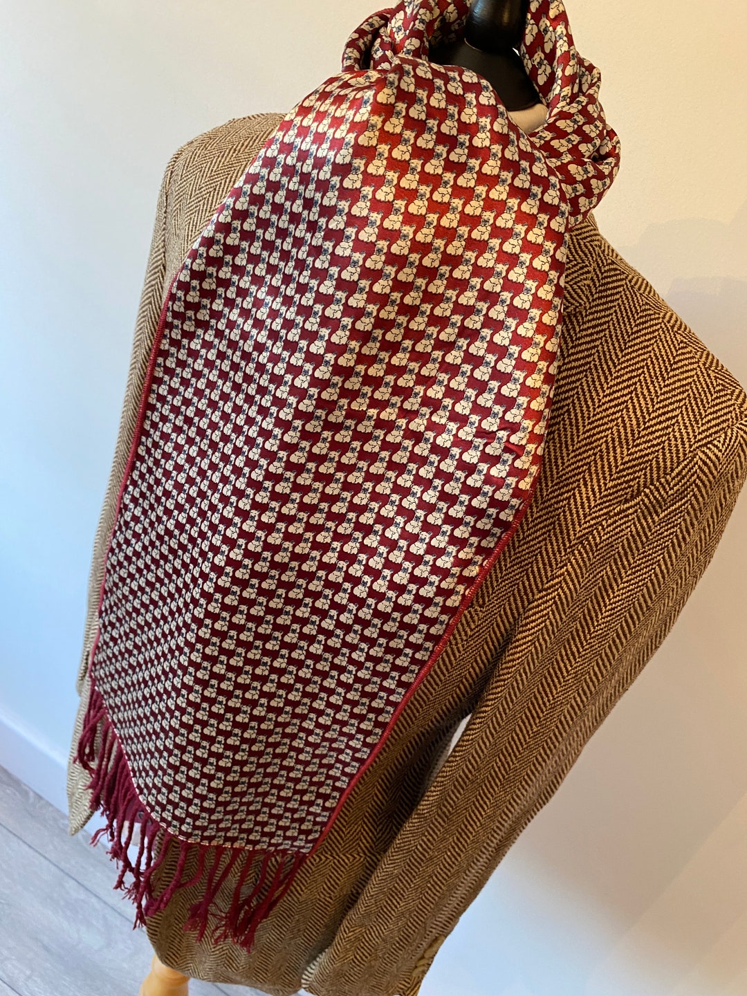 VINTAGE Mens Indie/mod Burgundy Retro Colour Retro Pattern With ...