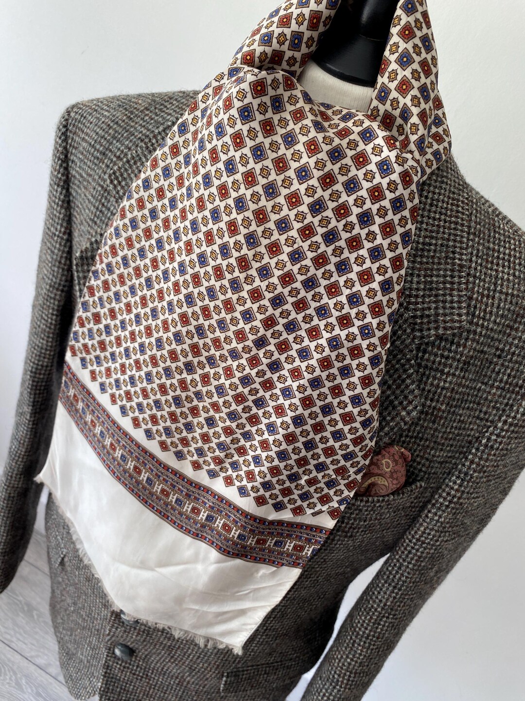 Vintage Mens Indie/mod 1970's Light Grey Multi Colour Retro Ornate ...