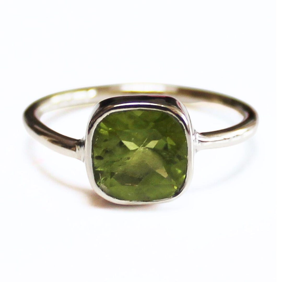 Peridot August Birthstone Ring – 925 Sterling Silver Square-cut ...