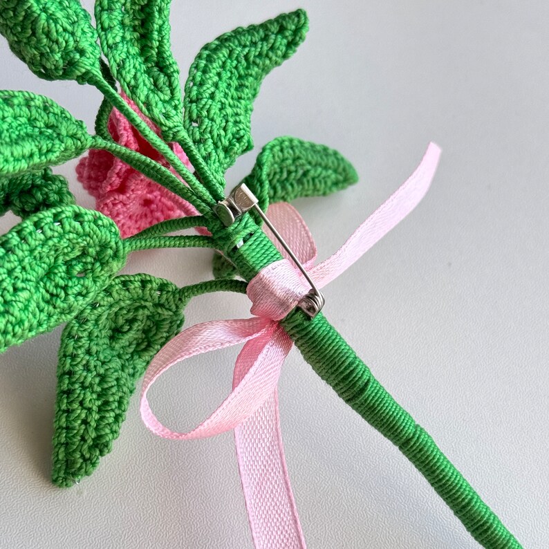Pink Roses Crochet Flower Pin Boutonnière Rose Wedding Mini Bouquet ...