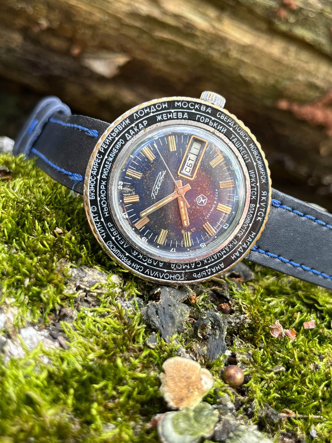 RAKETA Cities World Time USSR Man Watch" is a Unique Vintage Soviet ...