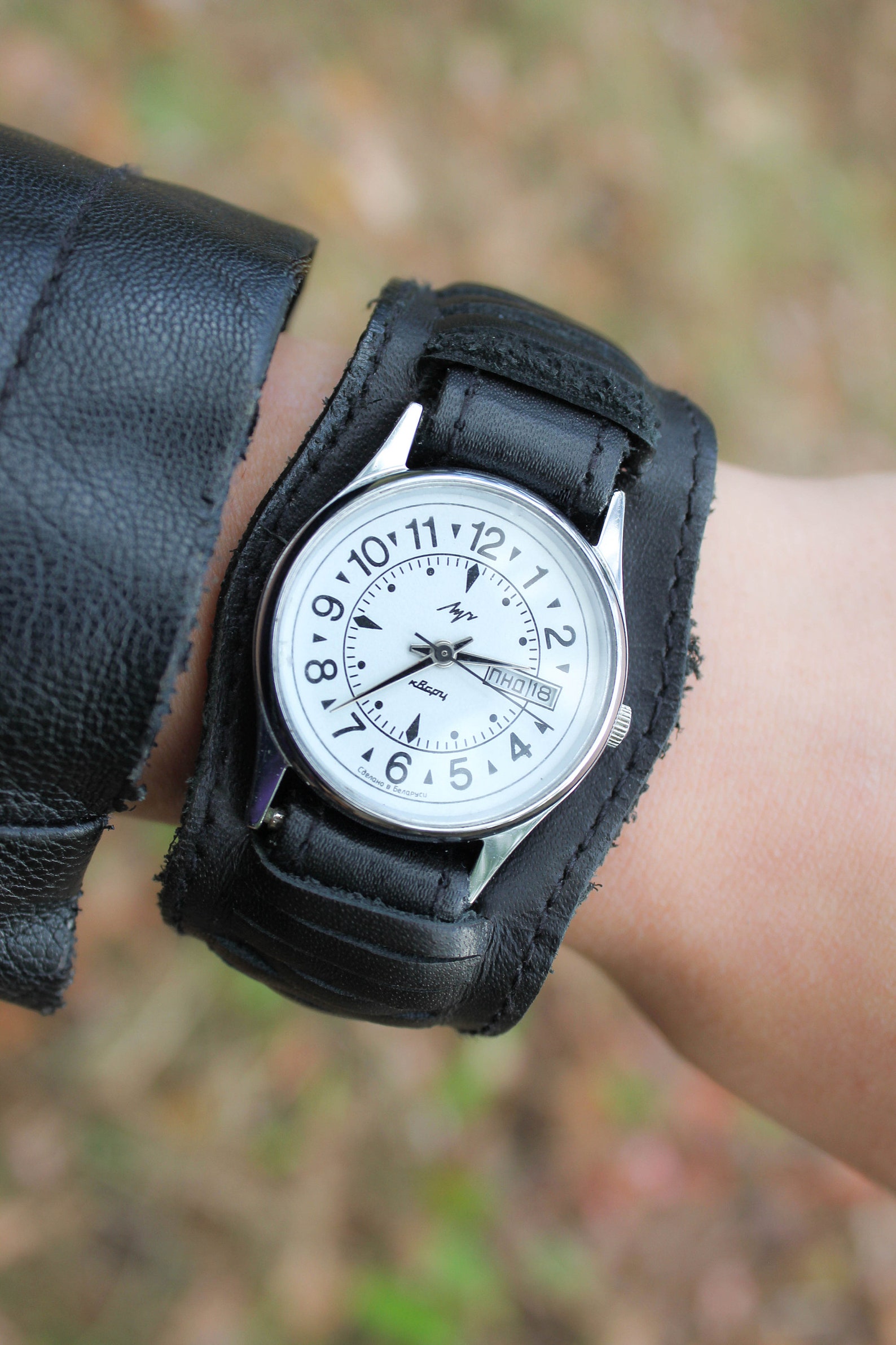 Vintage Watch Luch Belarusian Wrist Watch Quartz Watch - Etsy