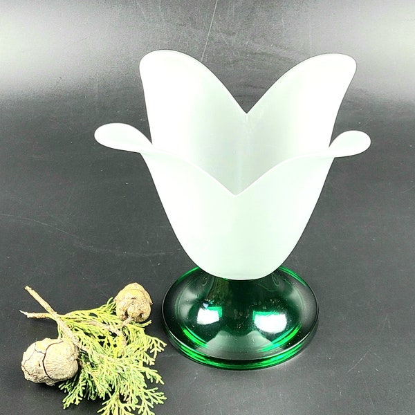 Glass Tulip Shaped Vase - Etsy