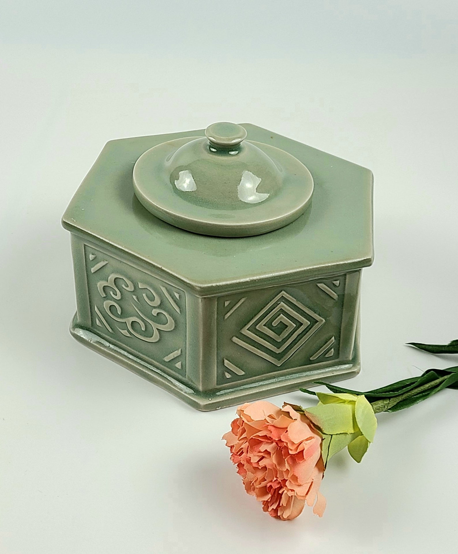 Vintage - Ceramic Box With Lid - Beautiful Pastel Green Pottery Box ...