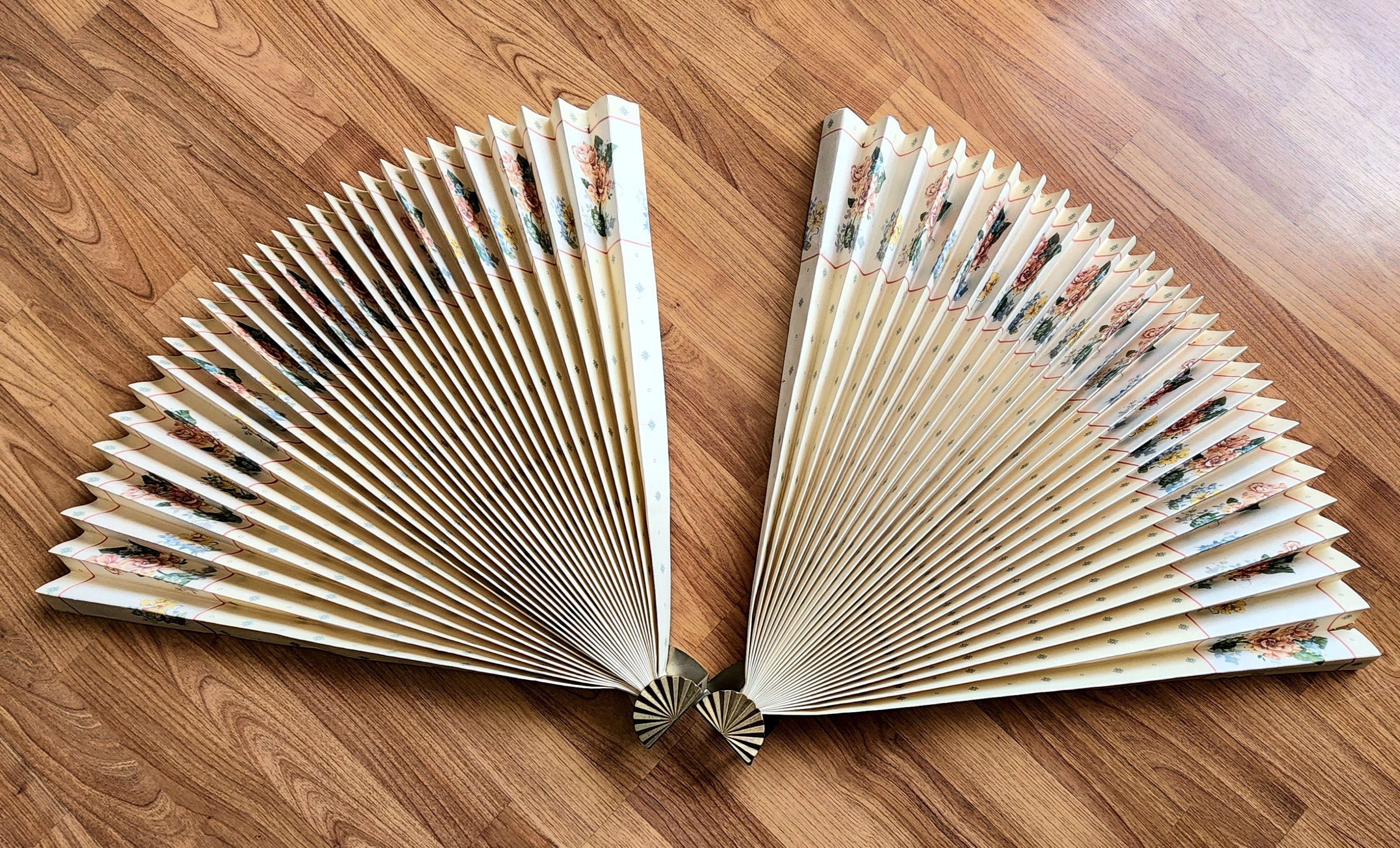 Vintage Large Paper Fans - Pair - Home Decor - Made in Taiwan - 21 ...