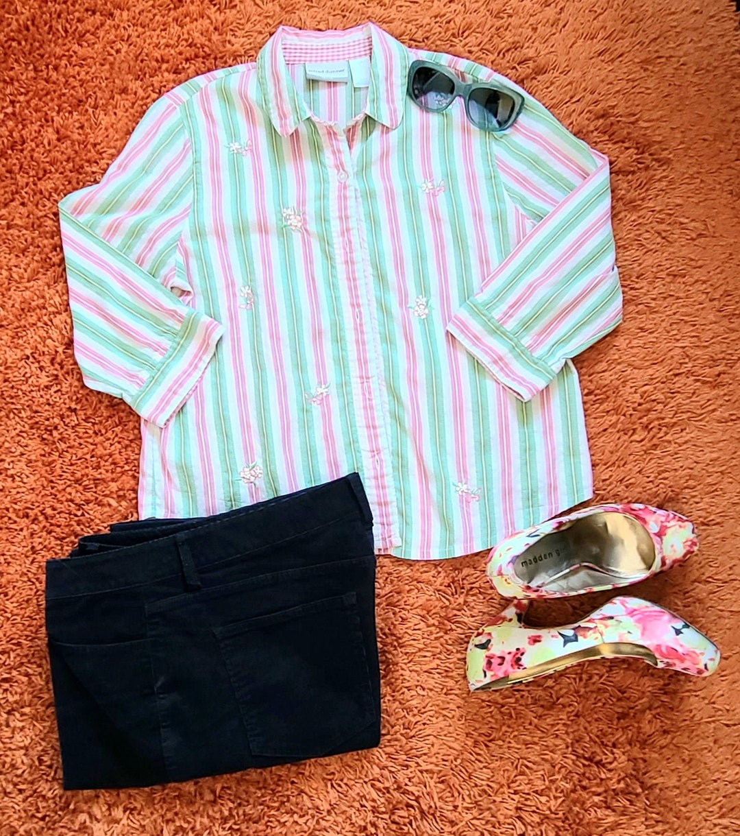 Vintage Petite 12P Multi-colored Button-down Shirt by Alfred Dunner - Etsy