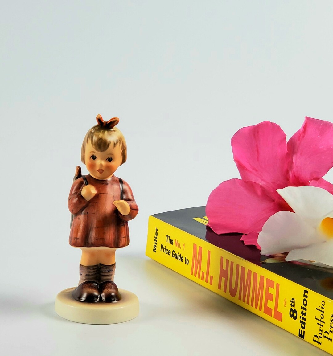 Hummel Figurine-exclusive Edition 1997/98 - TMK 7 - Number 488 - What's ...