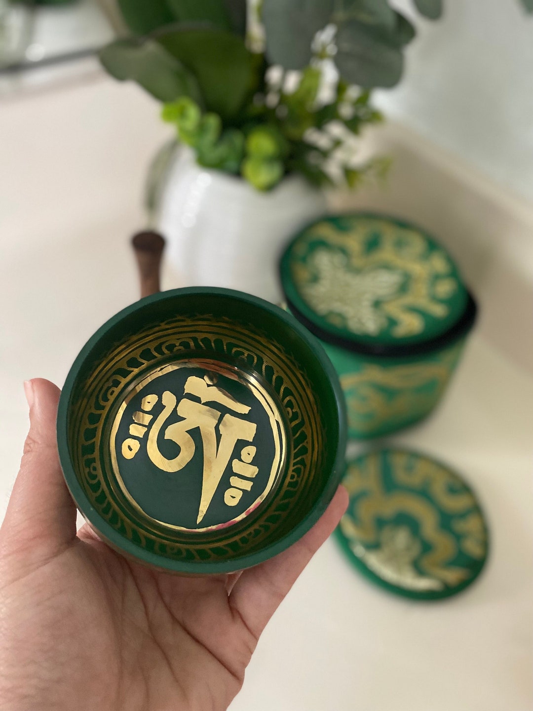 Handmade Om Mani Padme Hum Singing Bowl: Tibetan Meditation Bowl - Etsy