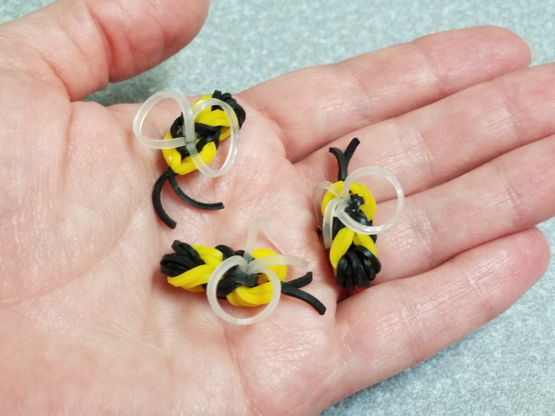 Cute Bees rubber band loom souvenirs. Party kids favor | Etsy