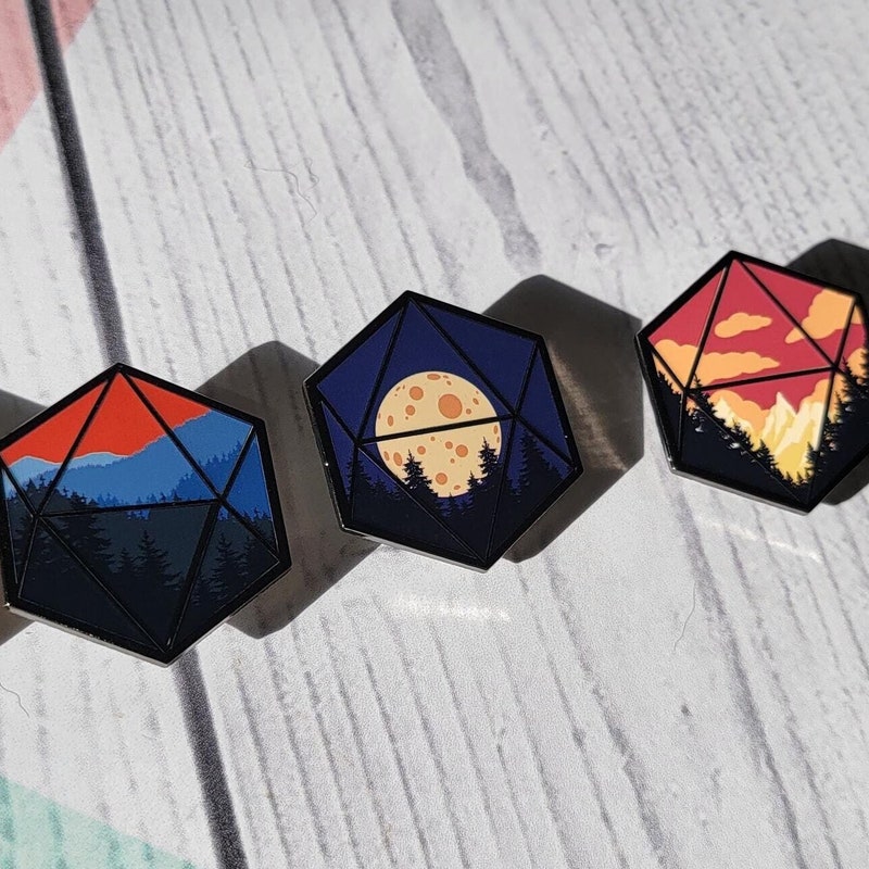 D20 Enamel Pin - Etsy
