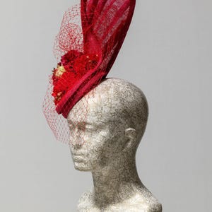 Dramatic Modern Sculptural Scarlet Fascinator - Handmade, for the Races ...