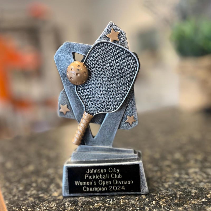 Pickleball Gifts Crown - 60+ Gift Ideas for 2026