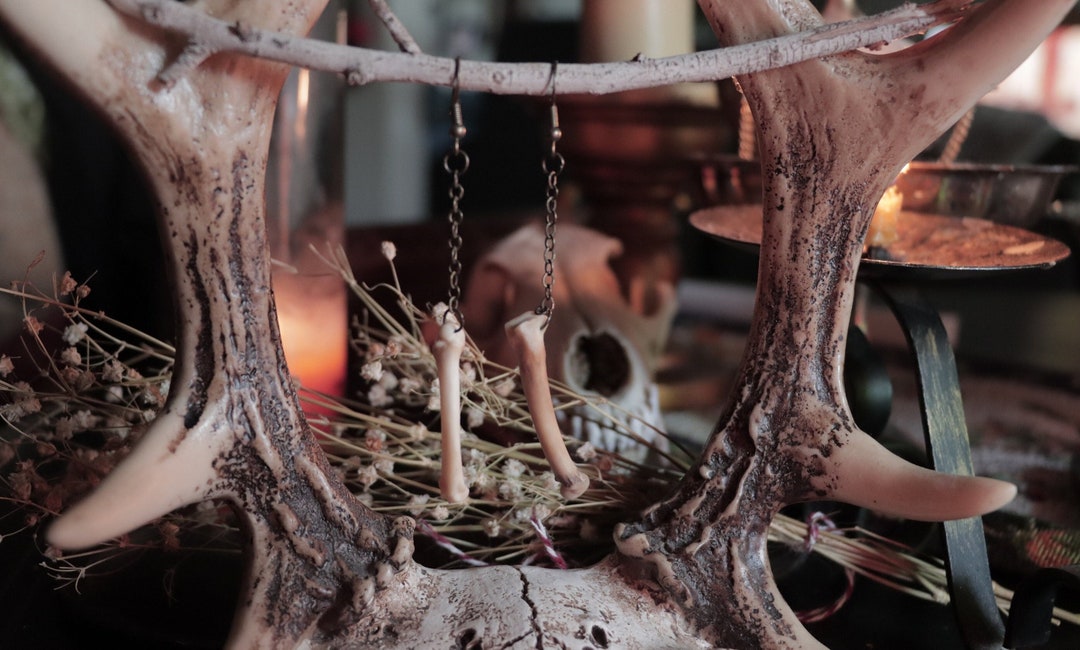 Real Bobcat Bone Earrings: Ethically Sourced Pagan Goth Jewelry - Etsy