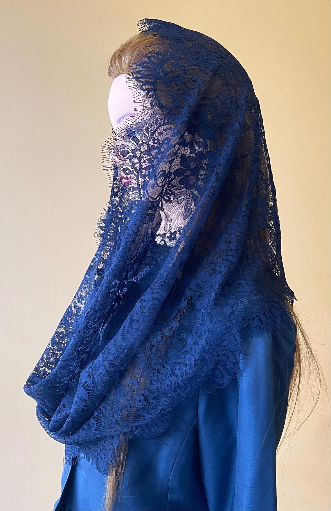 Blue French Lace Chapel Veil, Infinity Mantilla Veil - Etsy
