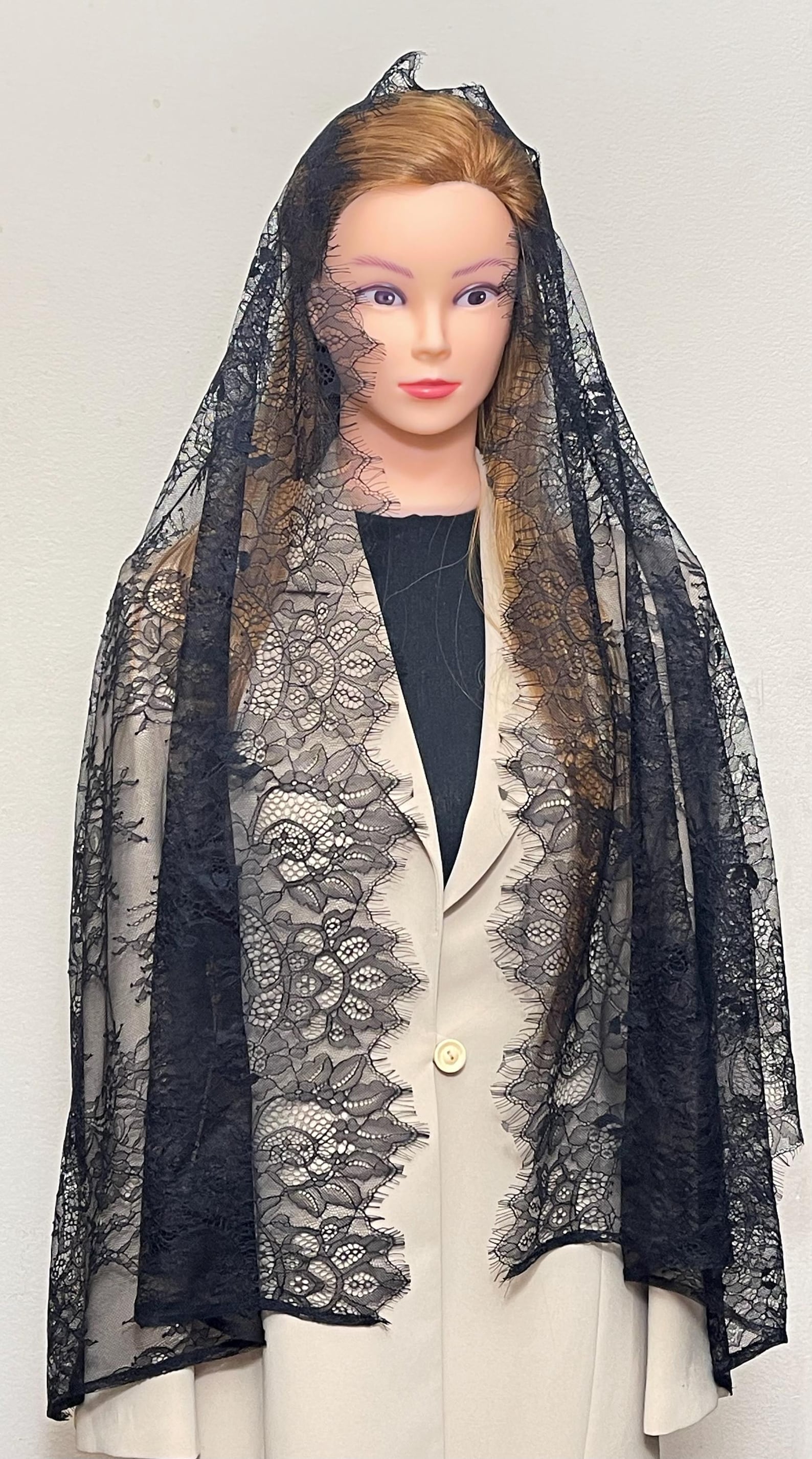 Black Chapel Mantilla Vintage Inspired French Lace - Etsy