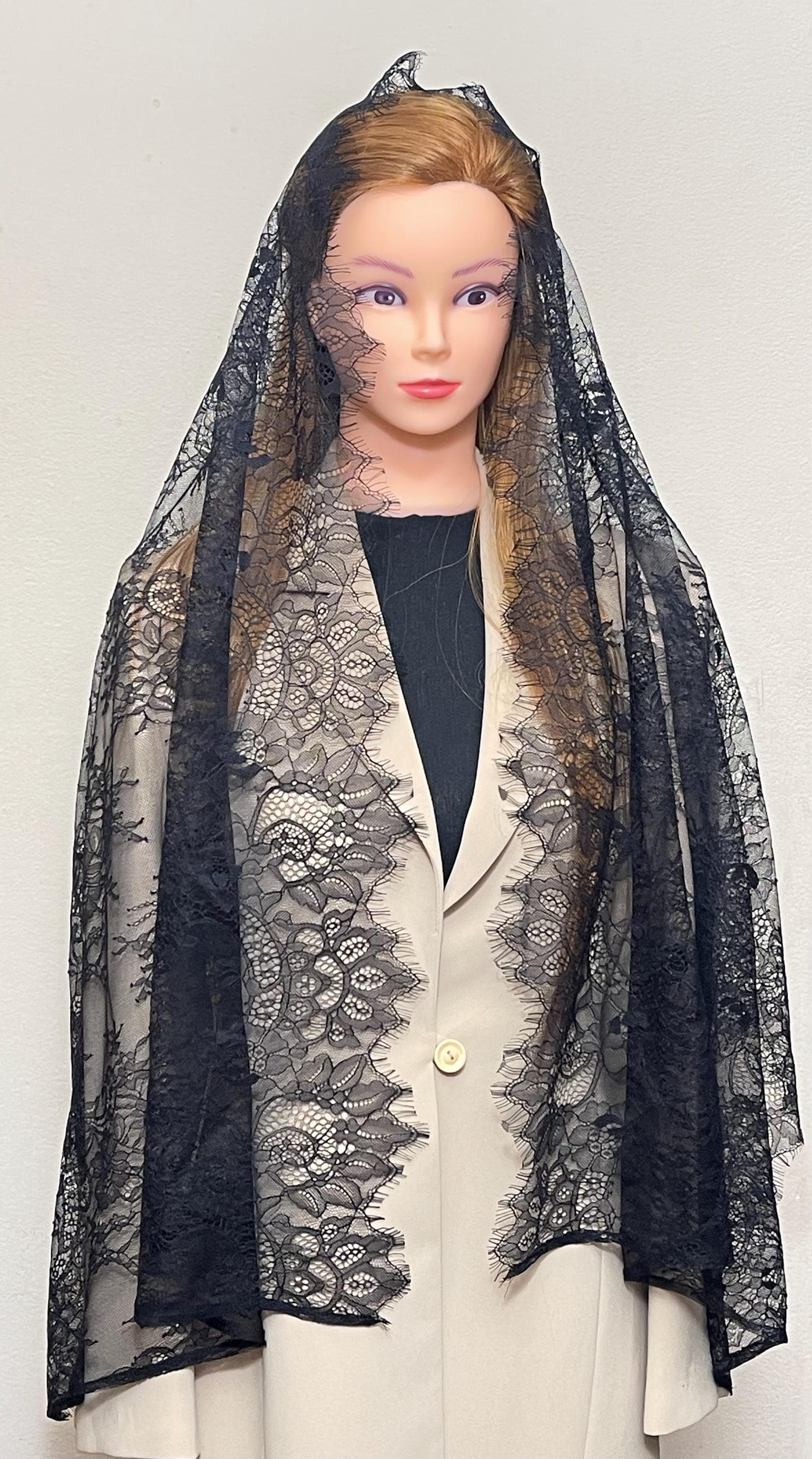 Black Chapel Mantilla Vintage Inspired French Lace - Etsy