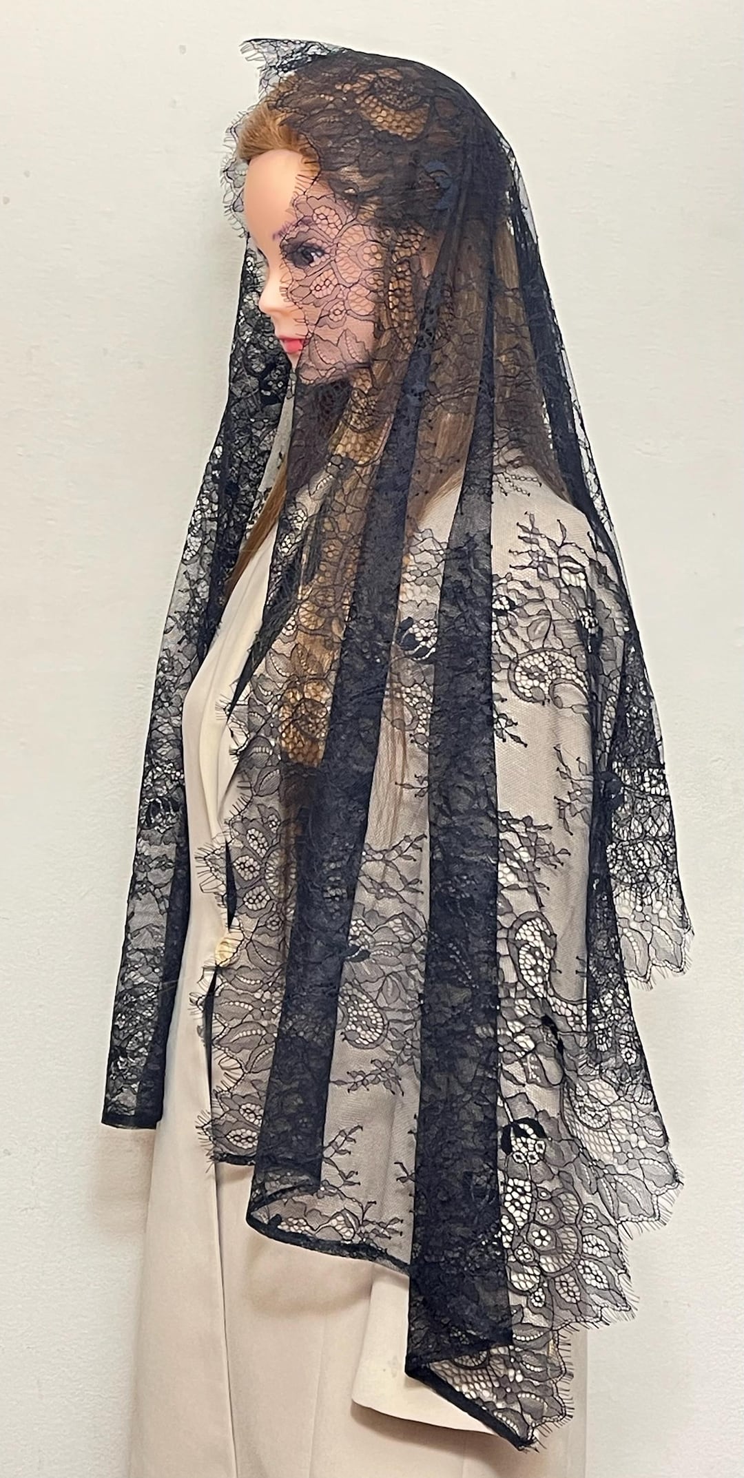 Black Chapel Mantilla Vintage Inspired French Lace - Etsy