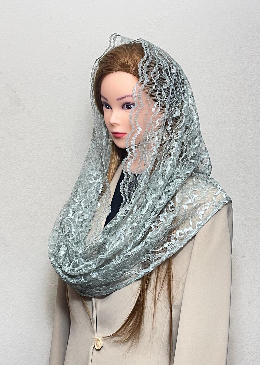 Silver Crest Green French Lace Chapel Veil Mantilla Infinity Veil Latin ...