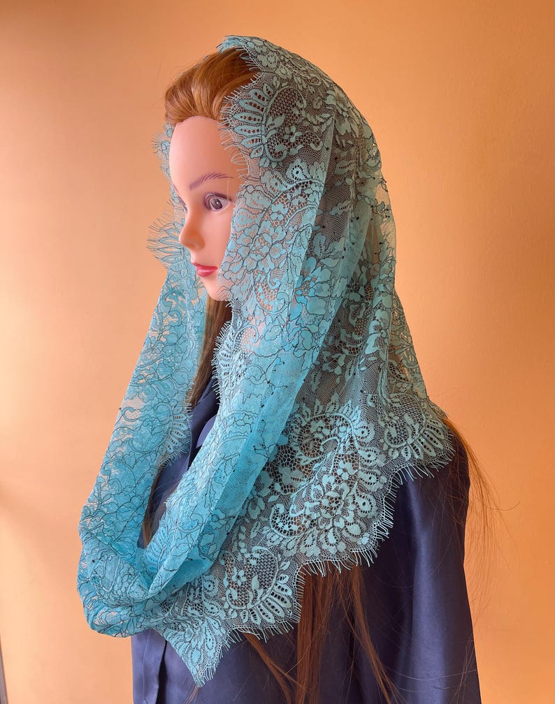 Chapel Mantilla Vintage Inspired French Lace Infinity Veil Catholic ...