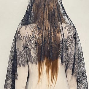 Black Chapel Mantilla Vintage Inspired French Lace - Etsy