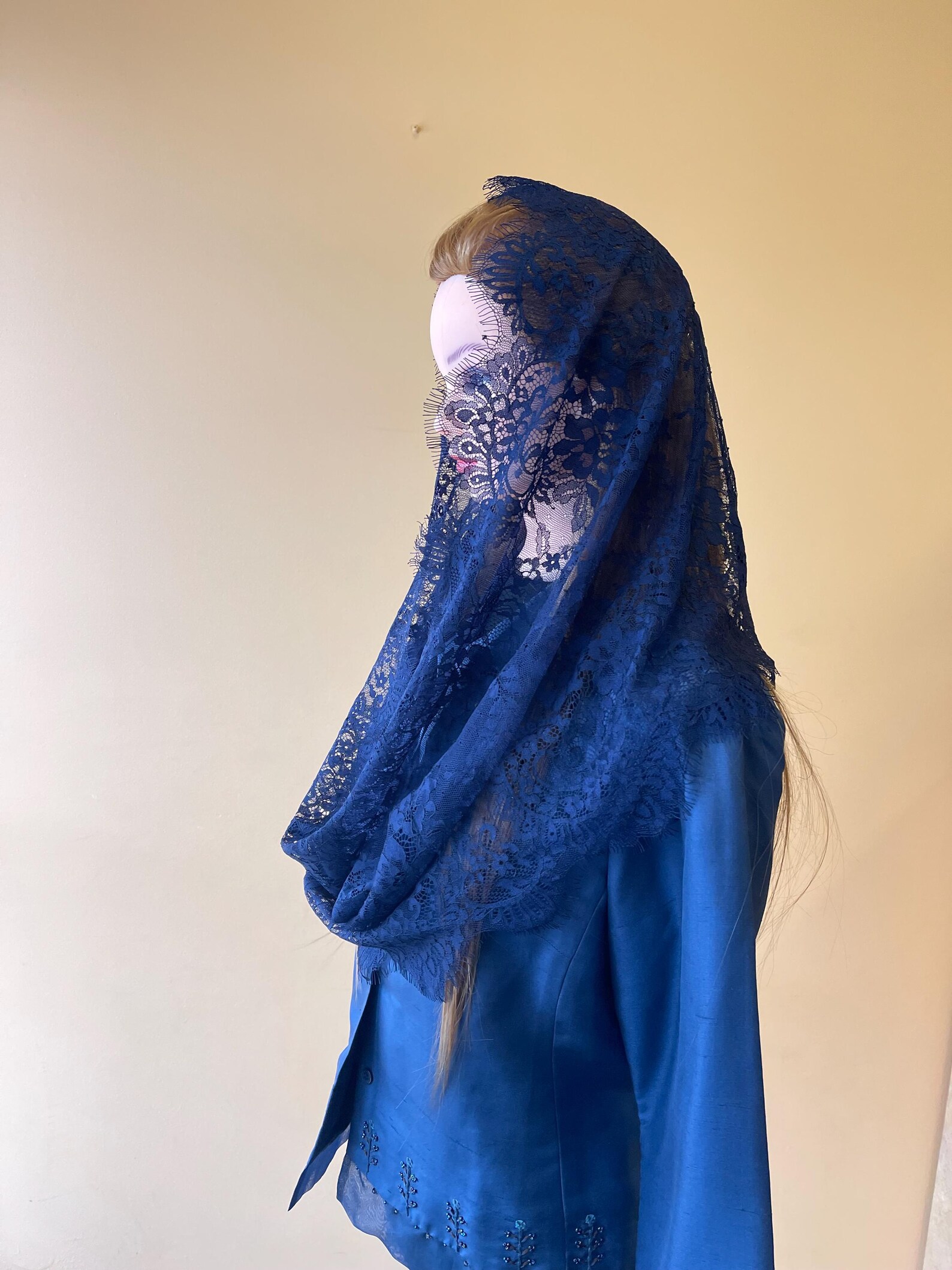 Blue French Lace Chapel Veil, Infinity Mantilla Veil - Etsy