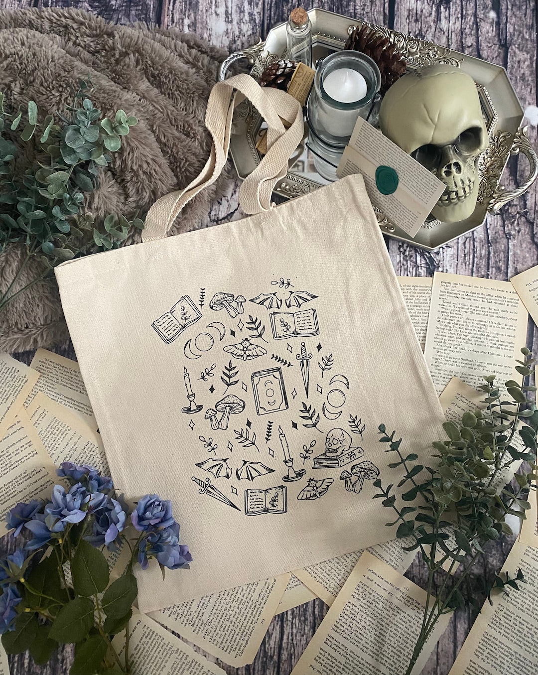 Bookish Pattern Lineart Tote Bag BOOKISH Tote Bag Book Lovers Gift - Etsy