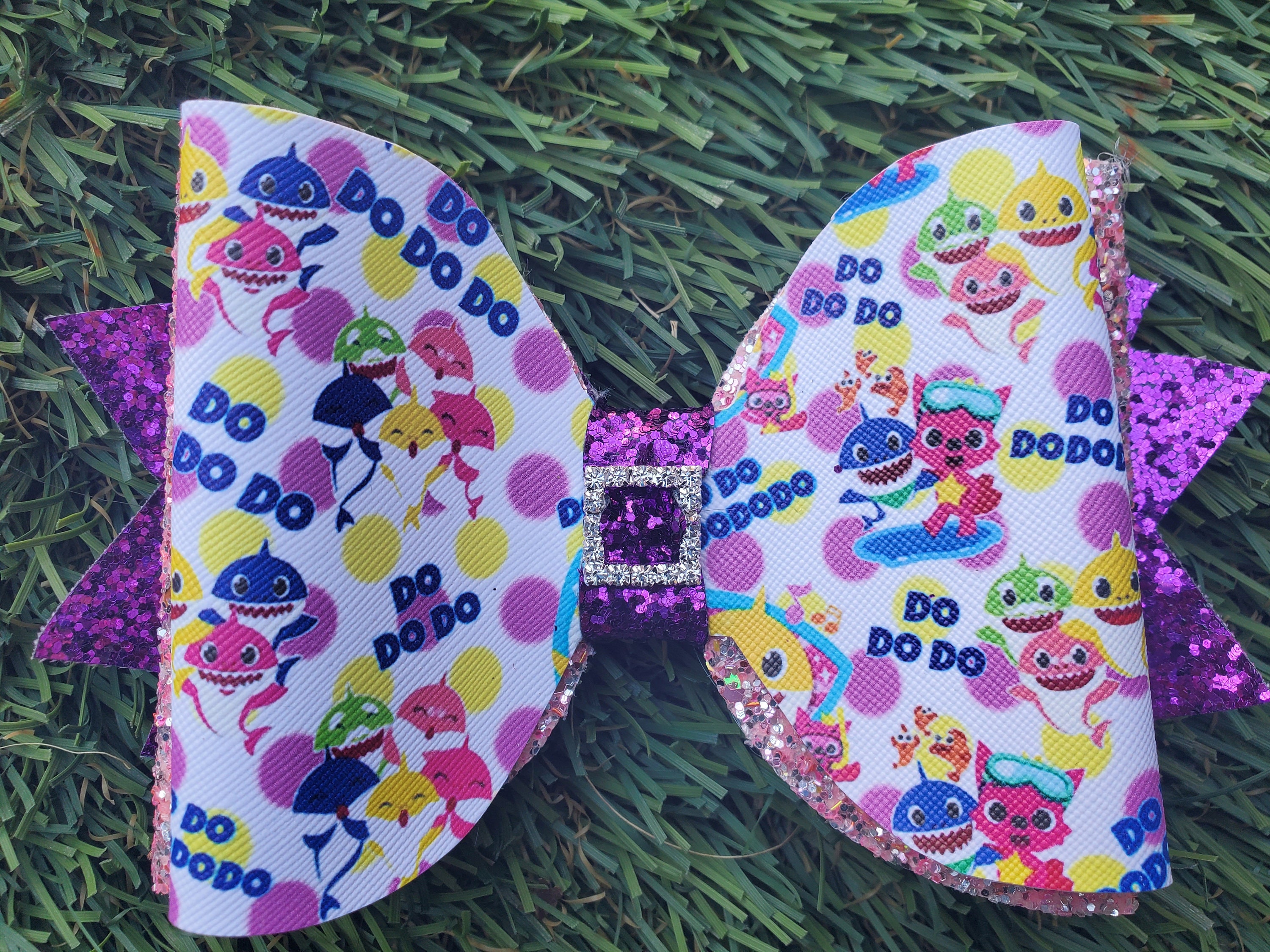 Baby Shark bow girls shark bow | Etsy