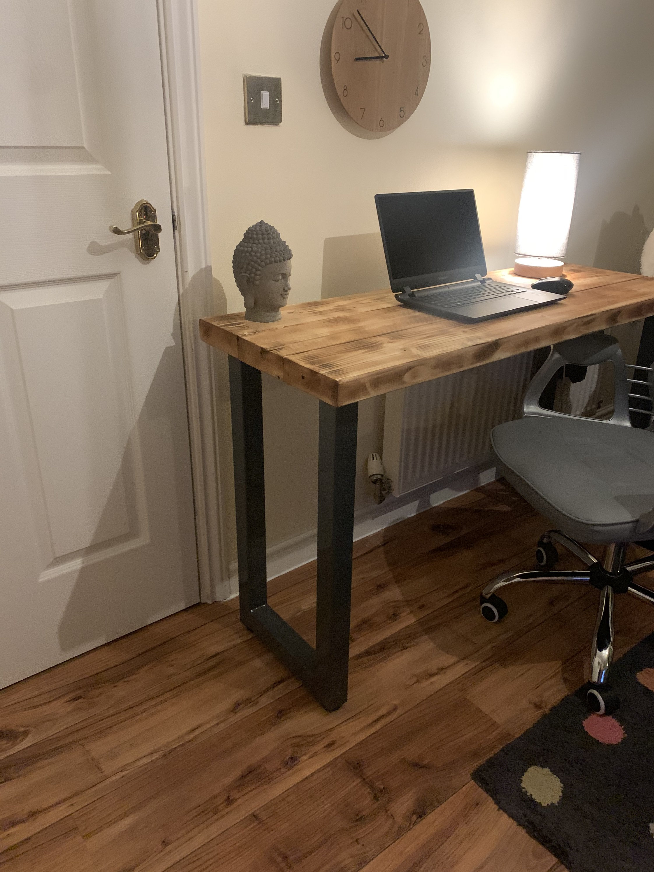 U Shaped Desk for sale | Only 4 left at -75%