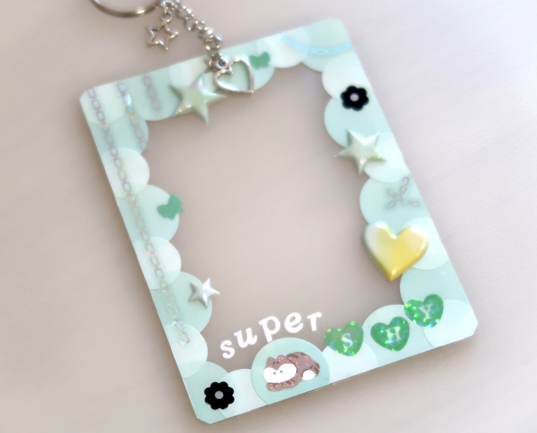Super Shy ʚɞ Decorated Toploader Keychain - Etsy