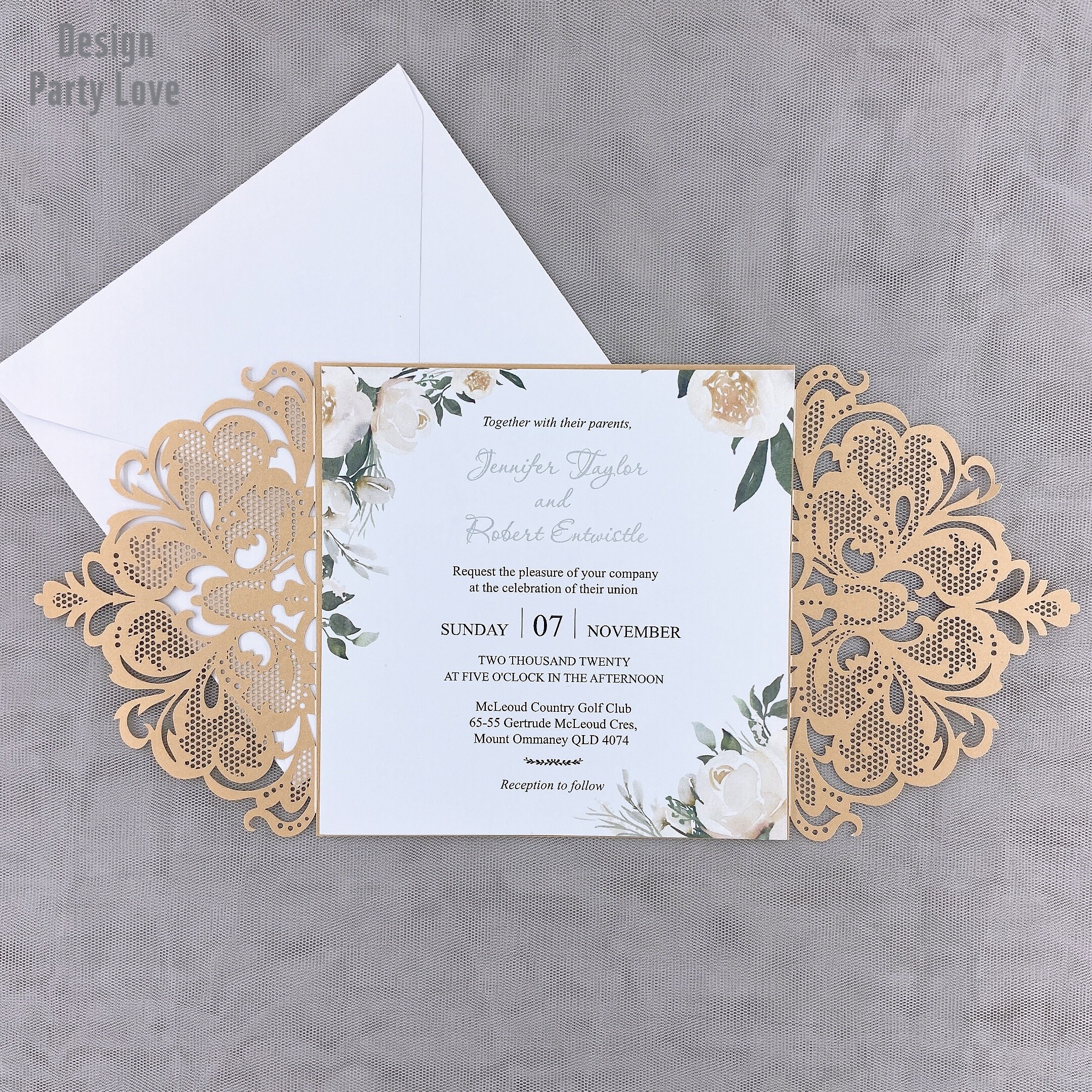 European Style Lace Wedding Invitations Cards Dark Gold Laser Greeting ...