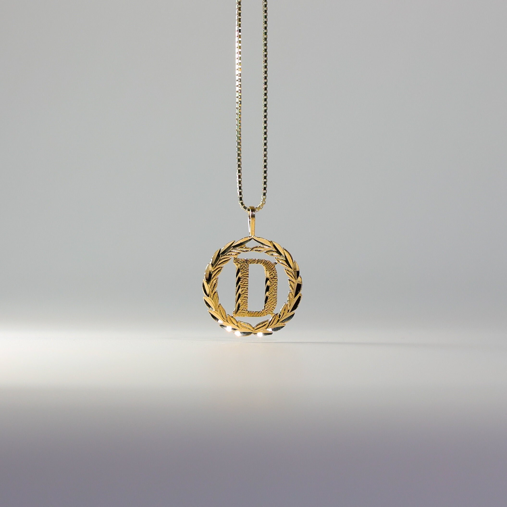 14k Gold d Initial Wreath Pendant Charm Gold D - Etsy UK