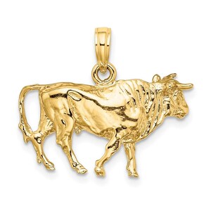 14K Gold Bull Pendant Necklace: Detailed Taurus Charm, Wall Street ...