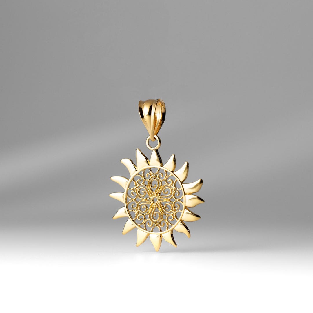14K Gold Filigree Sun Pendant Necklace - Polished Radiant Sunshine ...