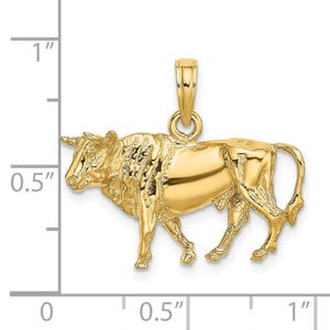 14K Gold Bull Pendant Necklace: Detailed Taurus Charm, Wall Street ...