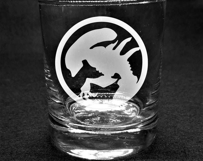 Aliens Inspired Xenomorph Etched Shot Glass, Wine Glass, Whiskey Glass ...