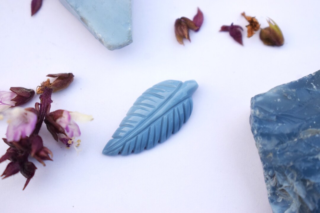 Natural Blue Opal Leaf Carving Loose Gemstone, 20x10mm, Opal Carving ...