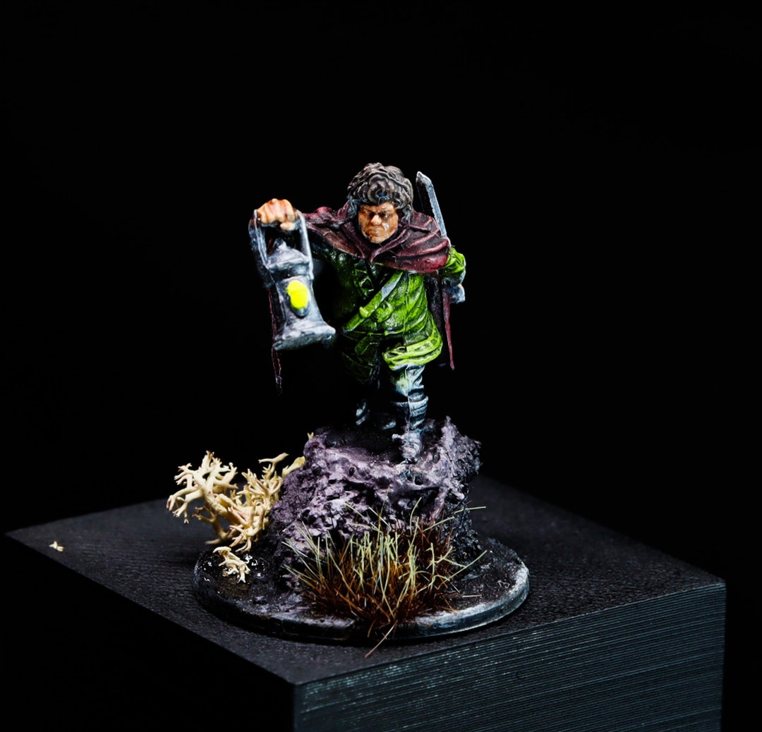 D&D Dwarf Hobbit Paladin Miniature, Dungeons and Dragons, Hand Painted ...