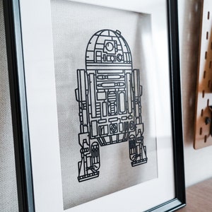 Star Wars Line Art R2D3 Papercut Template Machine Cut Papercutting Geek ...
