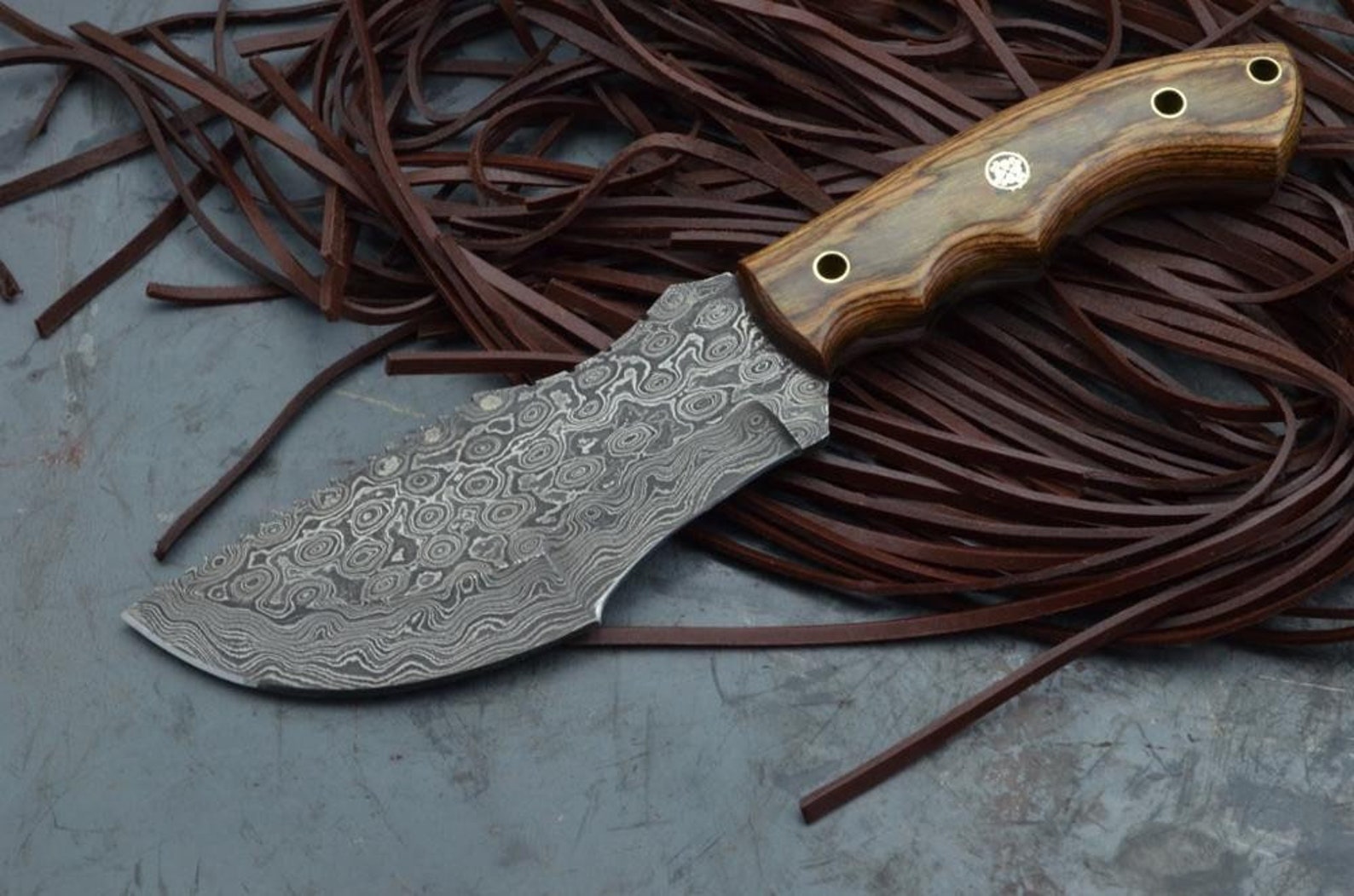 Handmade Damascus Tracker Knife - Etsy