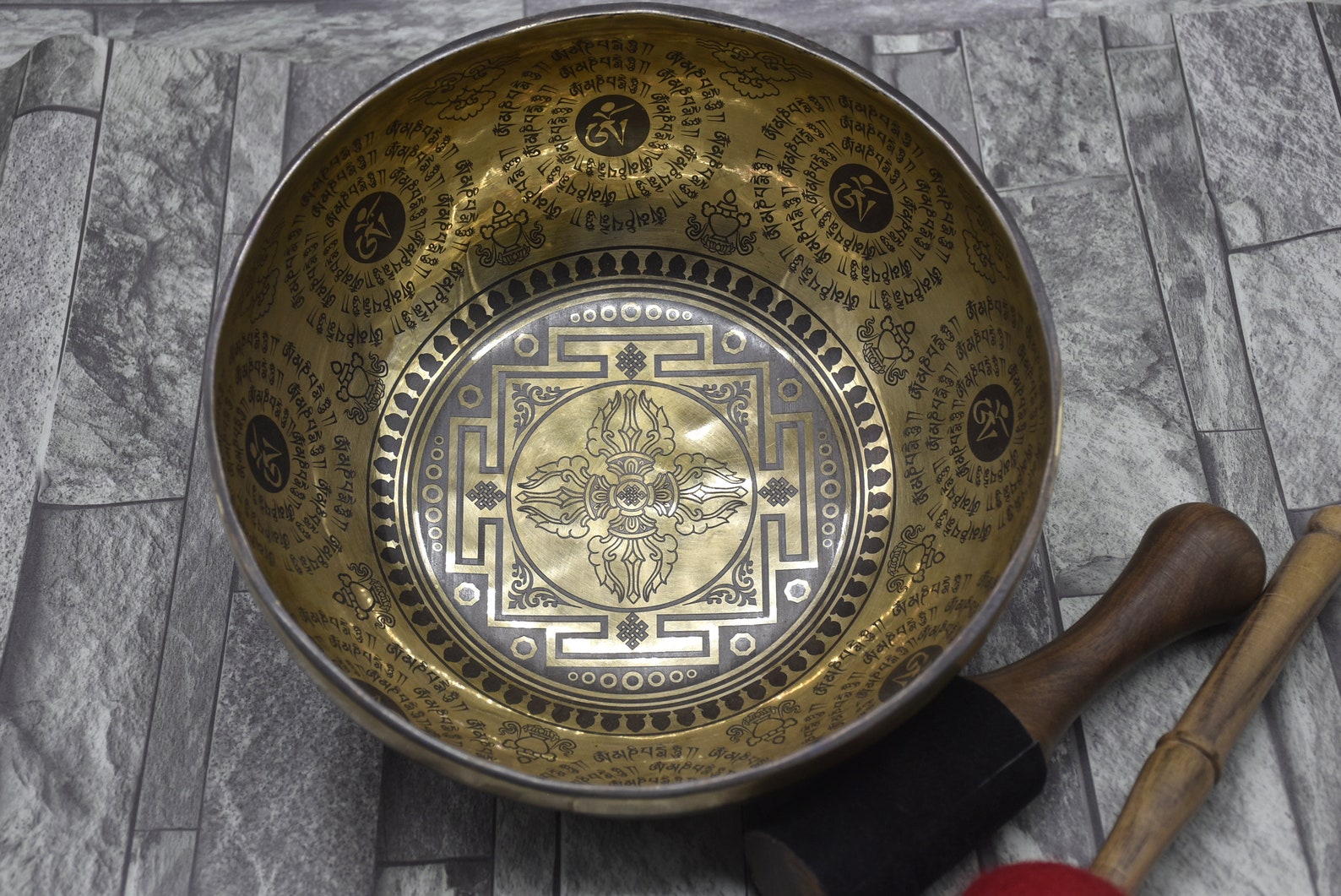 Mandala Carved Tibetan Singing Bowls - Mantra Chanting Deep Healing ...
