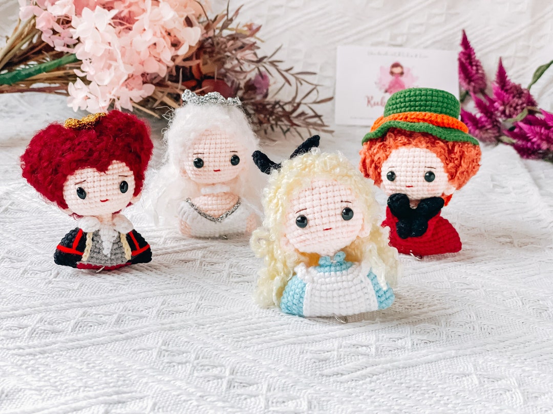 Alice in Wonderland Crochet Keychain, Disney Backpack Keychain ...