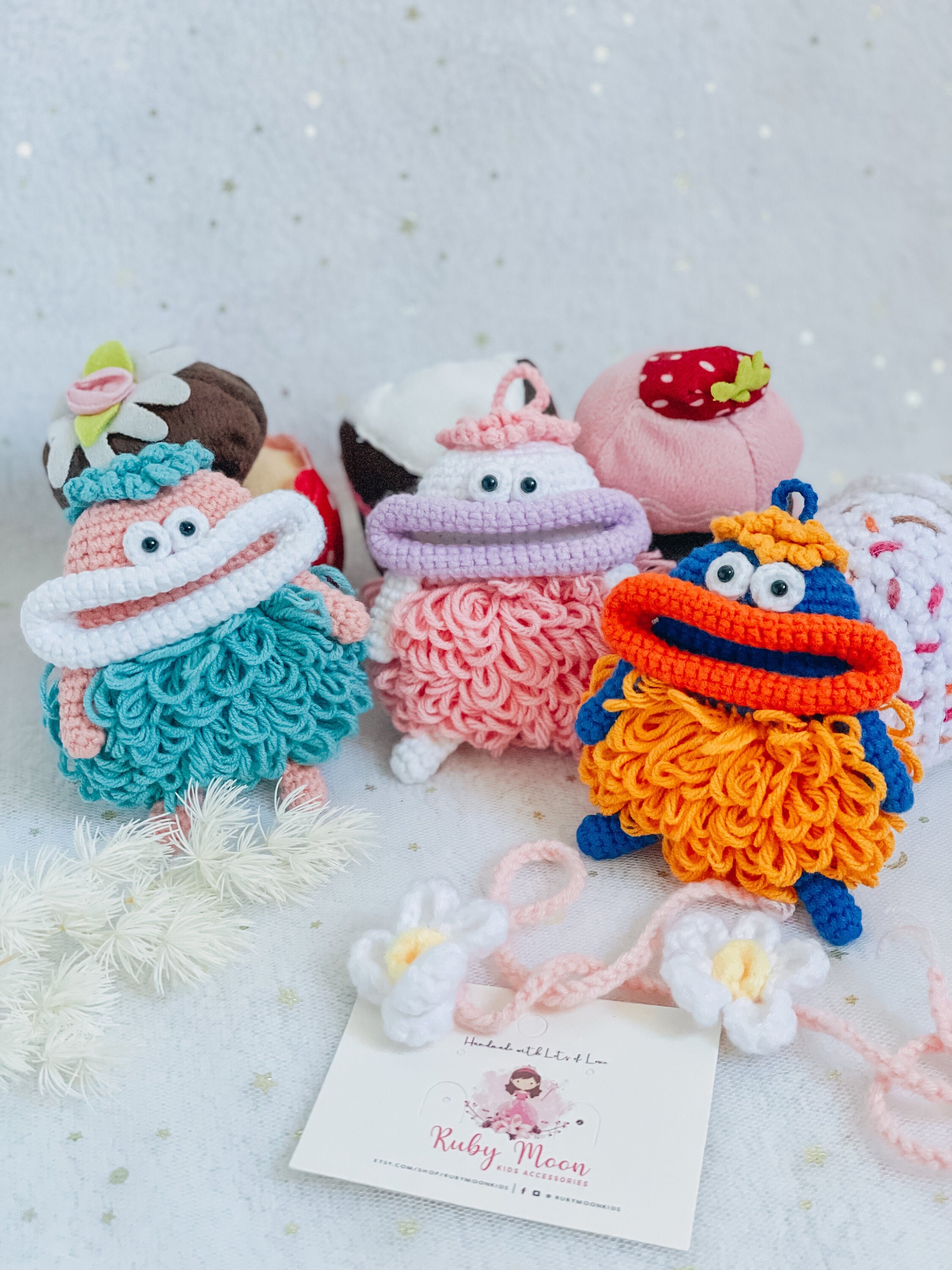 Crochet Plushie Monster AirPod Case, Kawaii Airpods 2 Case, Keychain ...