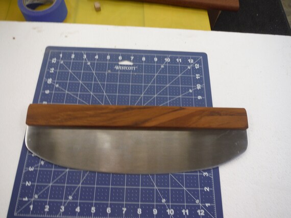 Cookware Kitchen & Dining Walnut Wood Pizza Cutter etna.com.pe