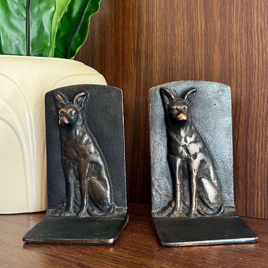 Antique Dog Bookends Set, Cast Iron Book Ends for Rustic Shelf Decor ...