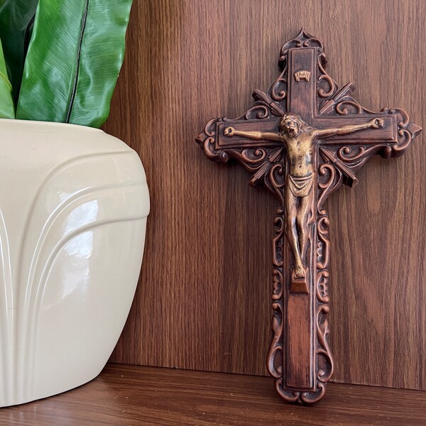 Unique Crucifix - Etsy