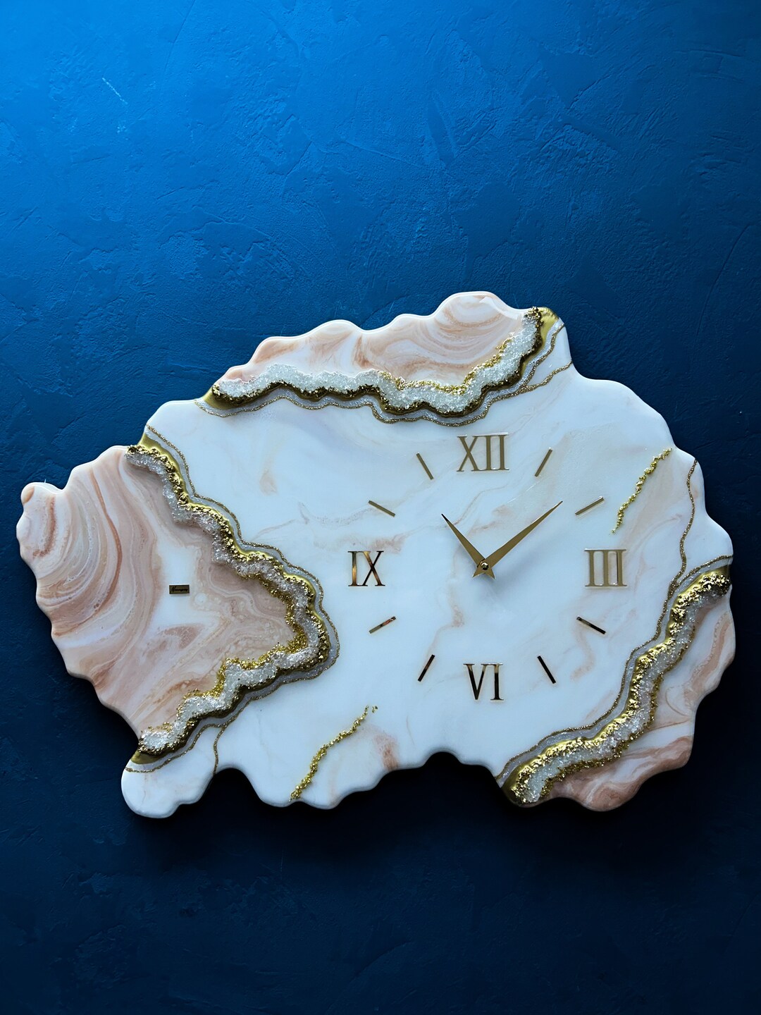 Geode Beige Gold Wall Clock, Epoxy Resin Wall Clock, Unique Wall Clock ...
