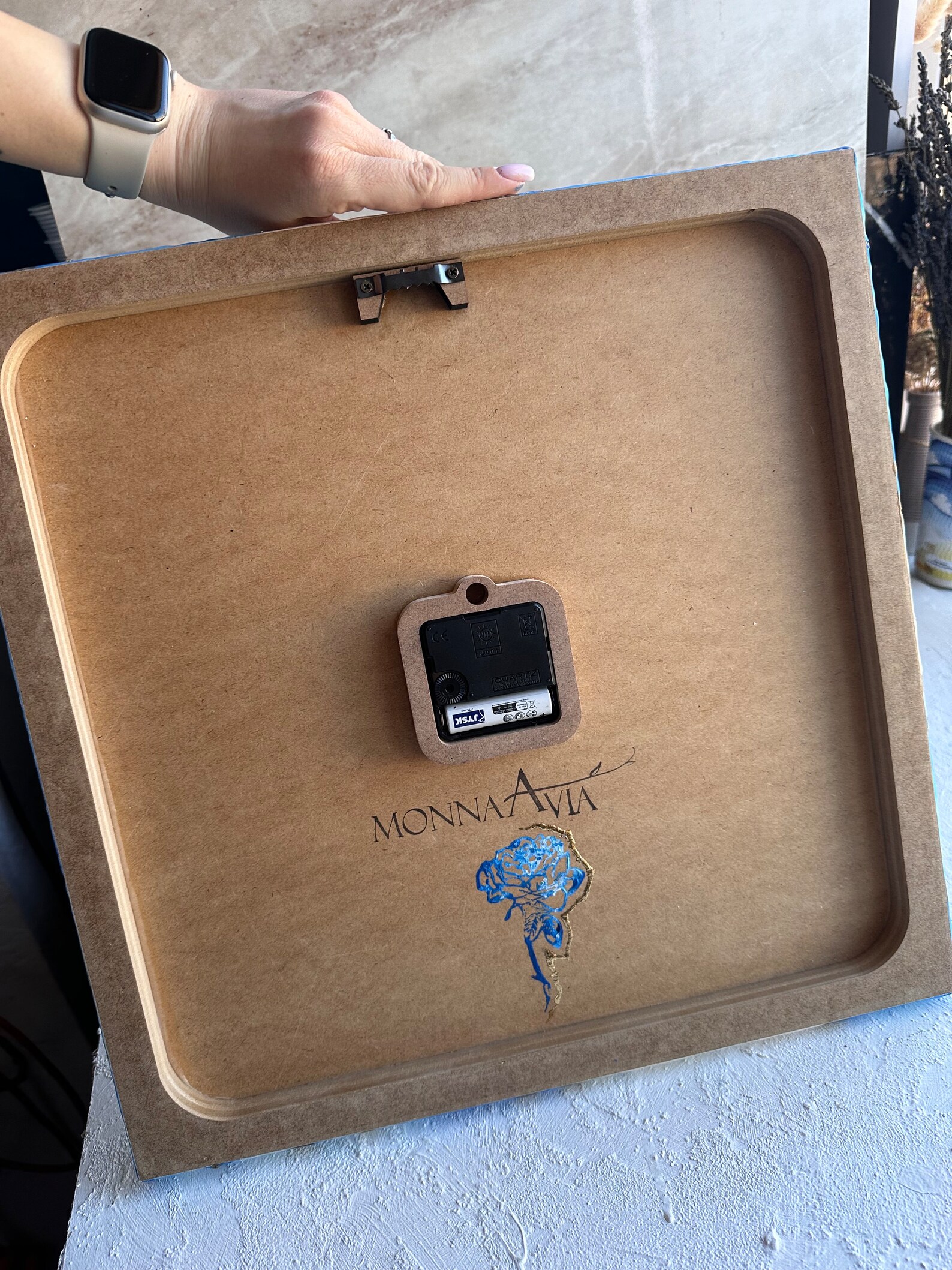 Resin Square Blue Beige Geode Clock, Geode Beige Crystal Clock Resin ...